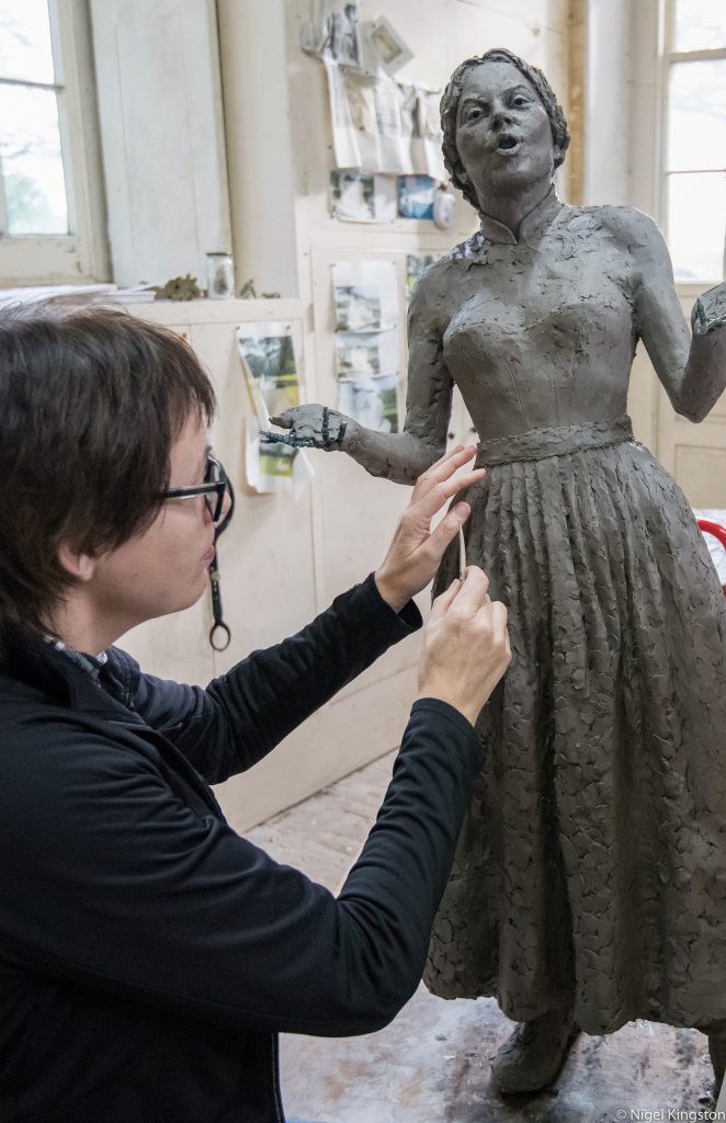 Hazel Reeves sculpting the uniform onto the Cracker Packer from the ...